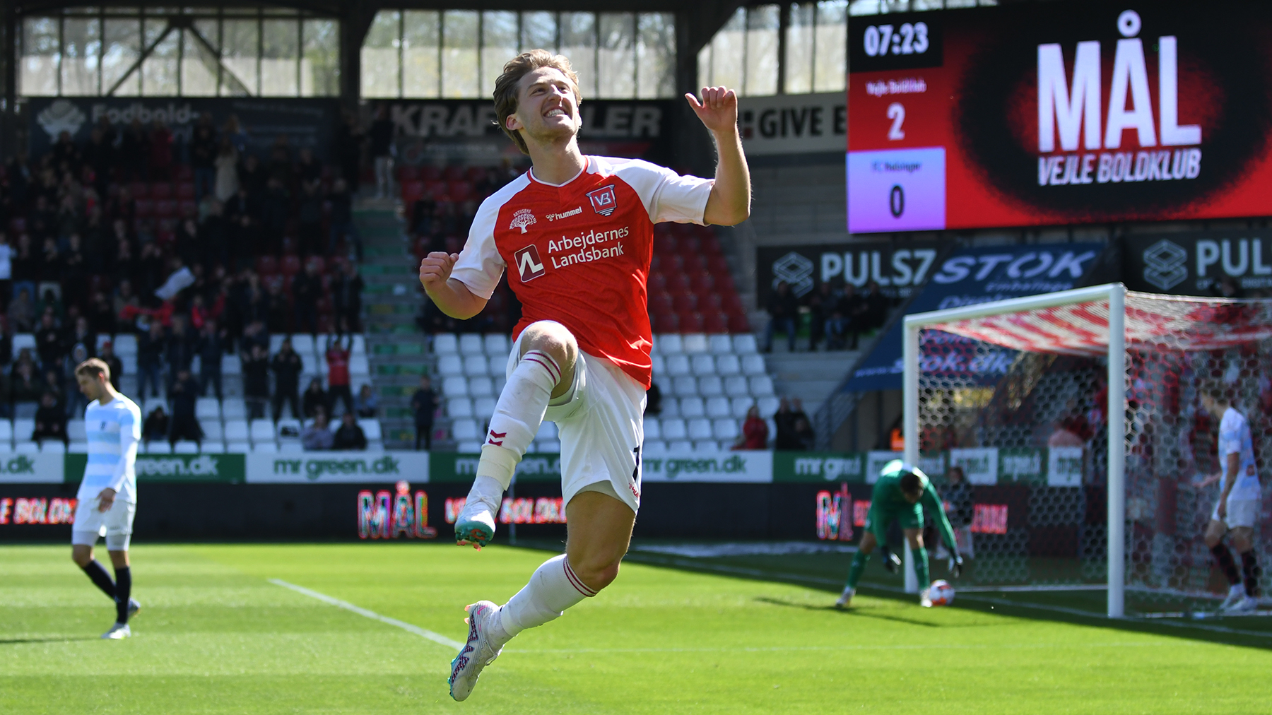 En for lille sejr bragte VB tæt på det forjættede land | Vejle Boldklub