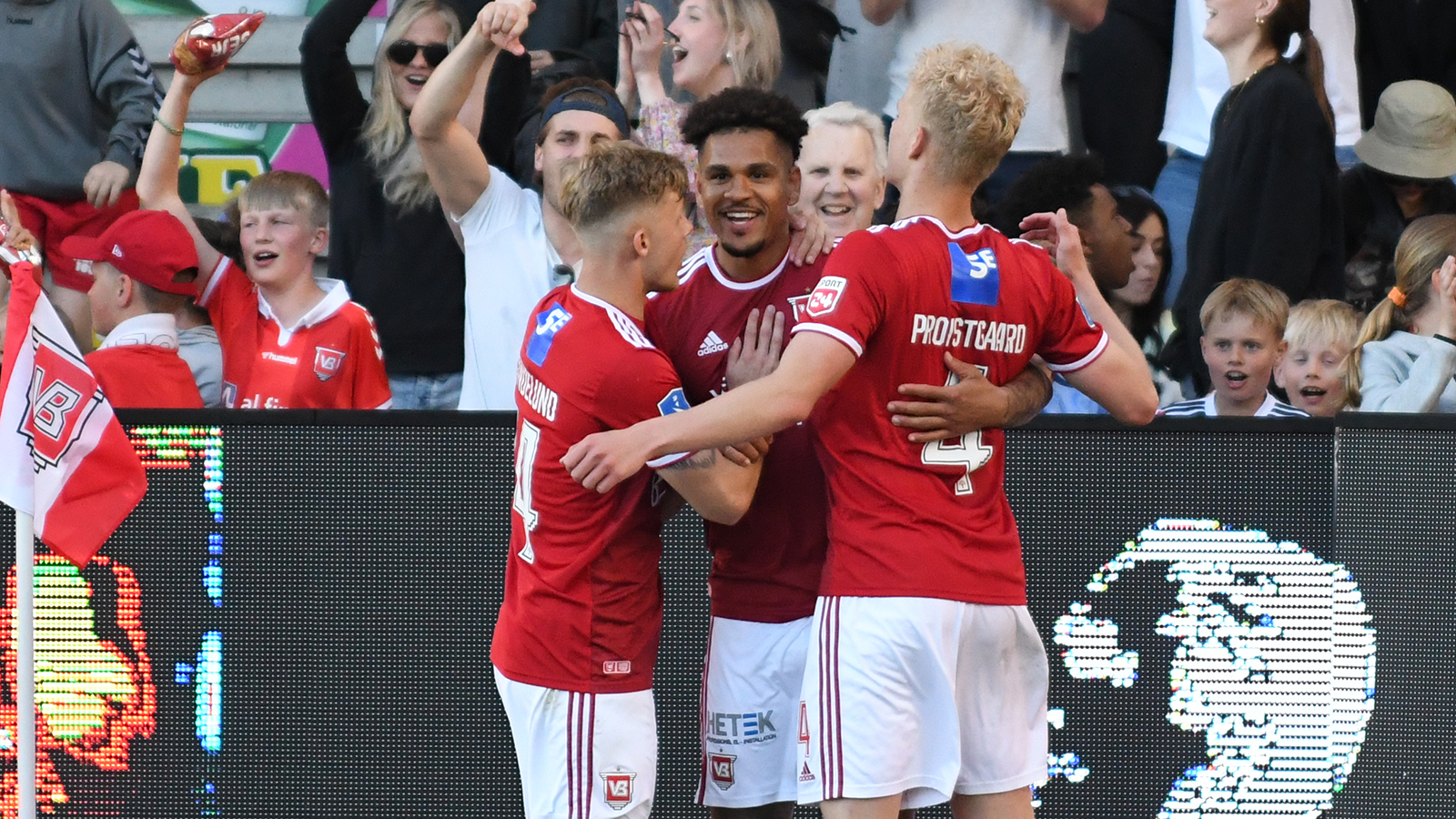 Kampprogram 📕 Vejle Boldklub - Hvidovre 20.5.2024 | Vejle Boldklub